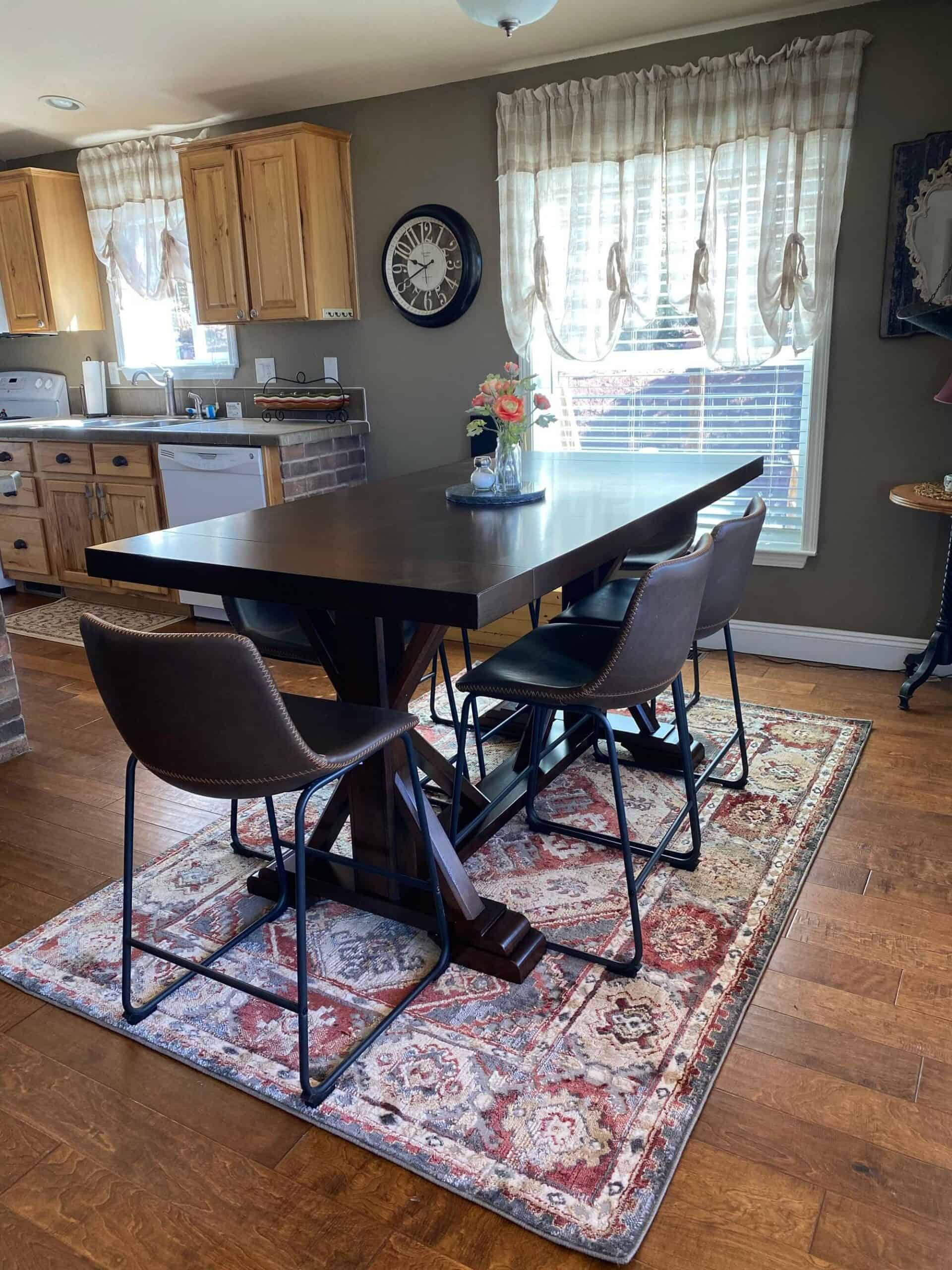 Daybreak Vacation Cabin | Whispering Oaks Ranch | Moab, Utah